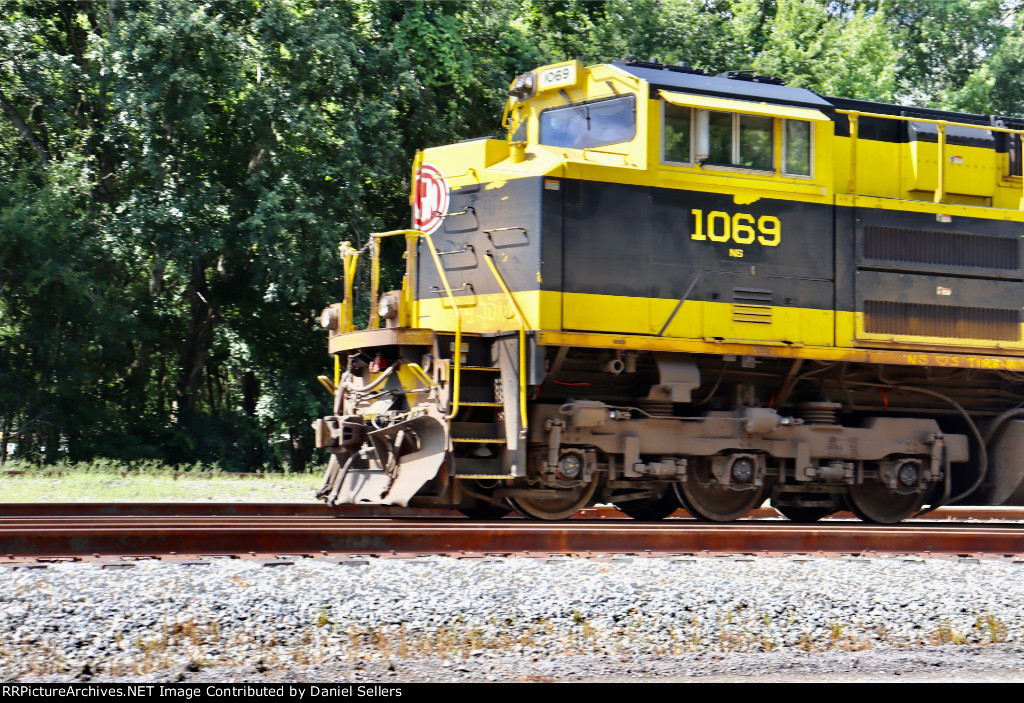 NS 1069